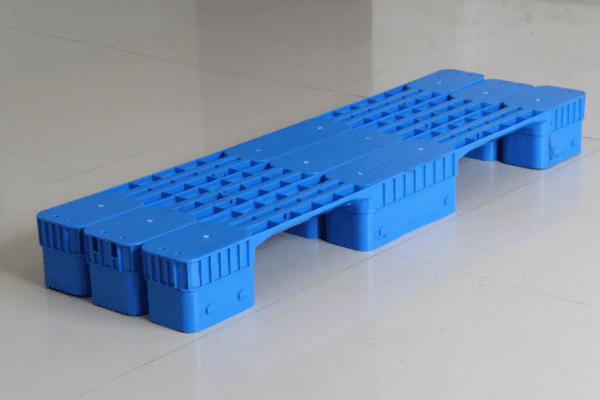 Ultra-Durable Steel Reinforced Heavy Duty Plastic Pallet