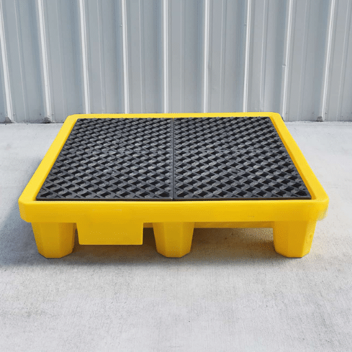 Spill Containment Pallets: OSHA Requirements & Chemical Storage